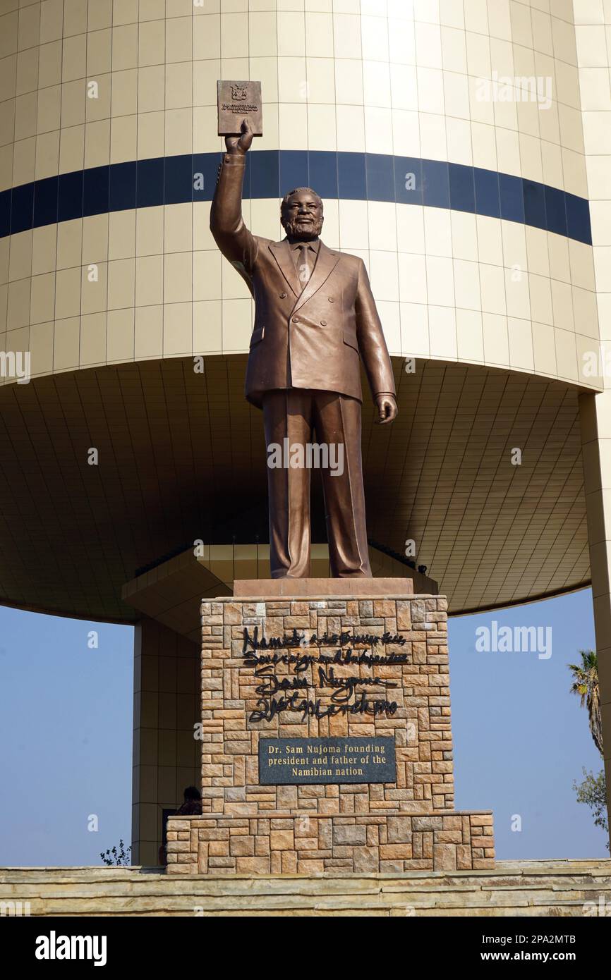 Monument to Sam Nujoma, in front of the Independence Memorial Museum ...