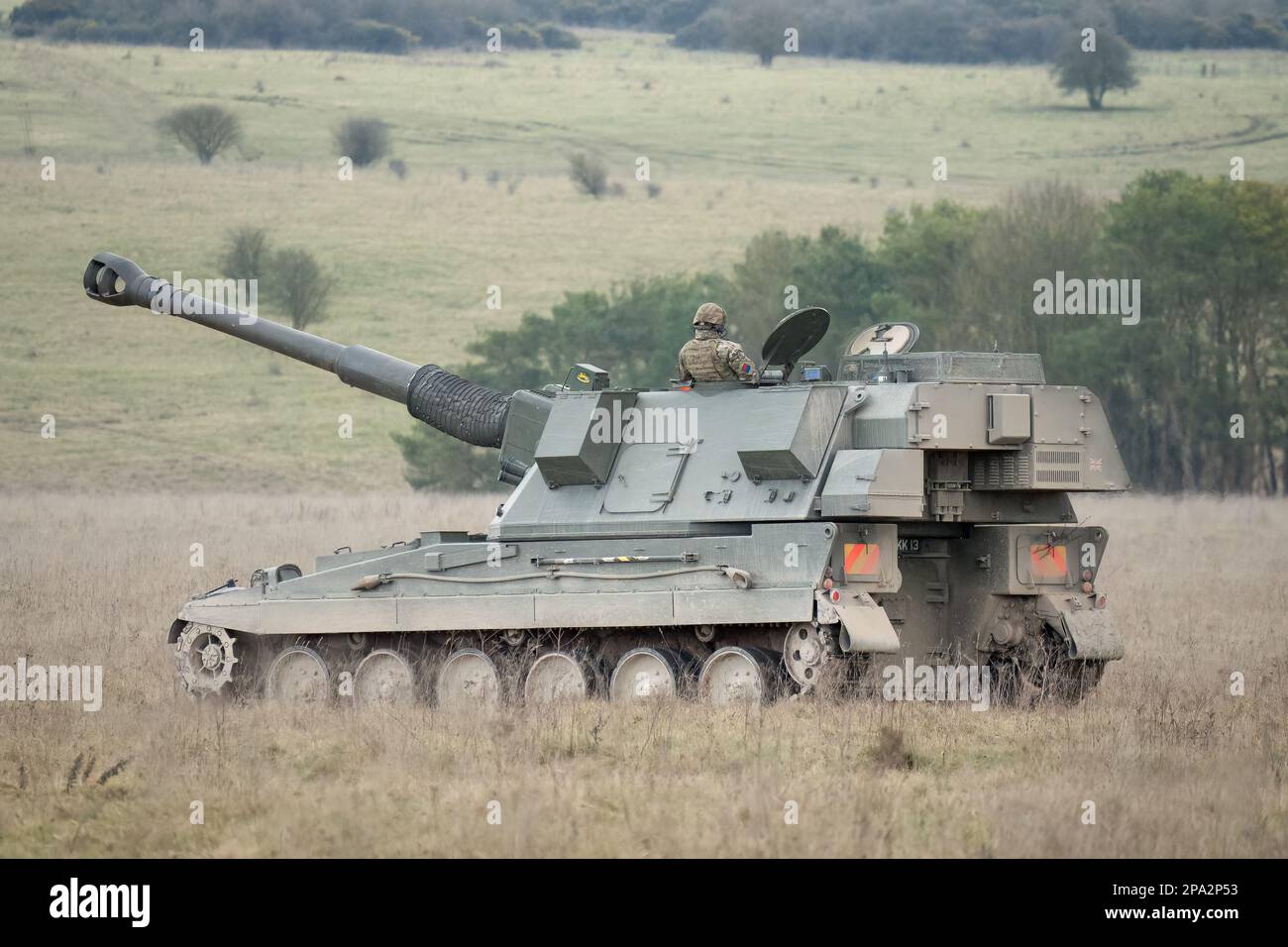 a British army military AS90 (AS-90 Braveheart Gun Equipment 155mm L131) armoured self-propelled ...
