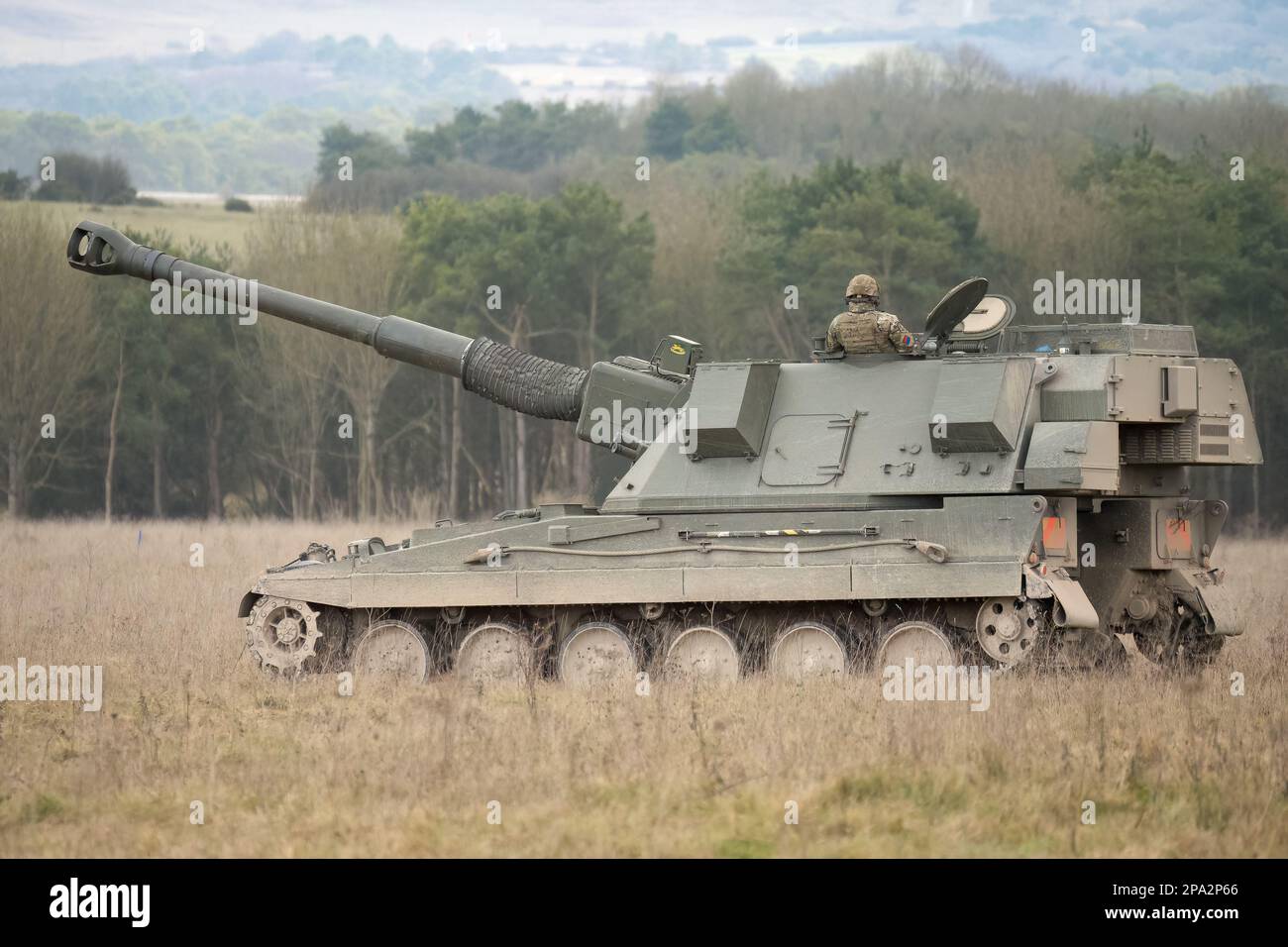 a British army military AS90 (AS-90 Braveheart Gun Equipment 155mm L131) armoured self-propelled ...