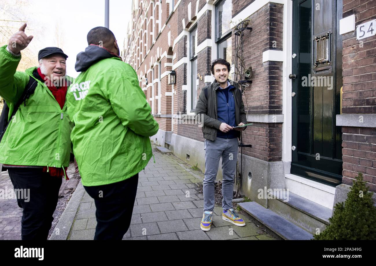 ROTTERDAM - GroenLinks leader Jesse Klaver is handing out flyers in ...