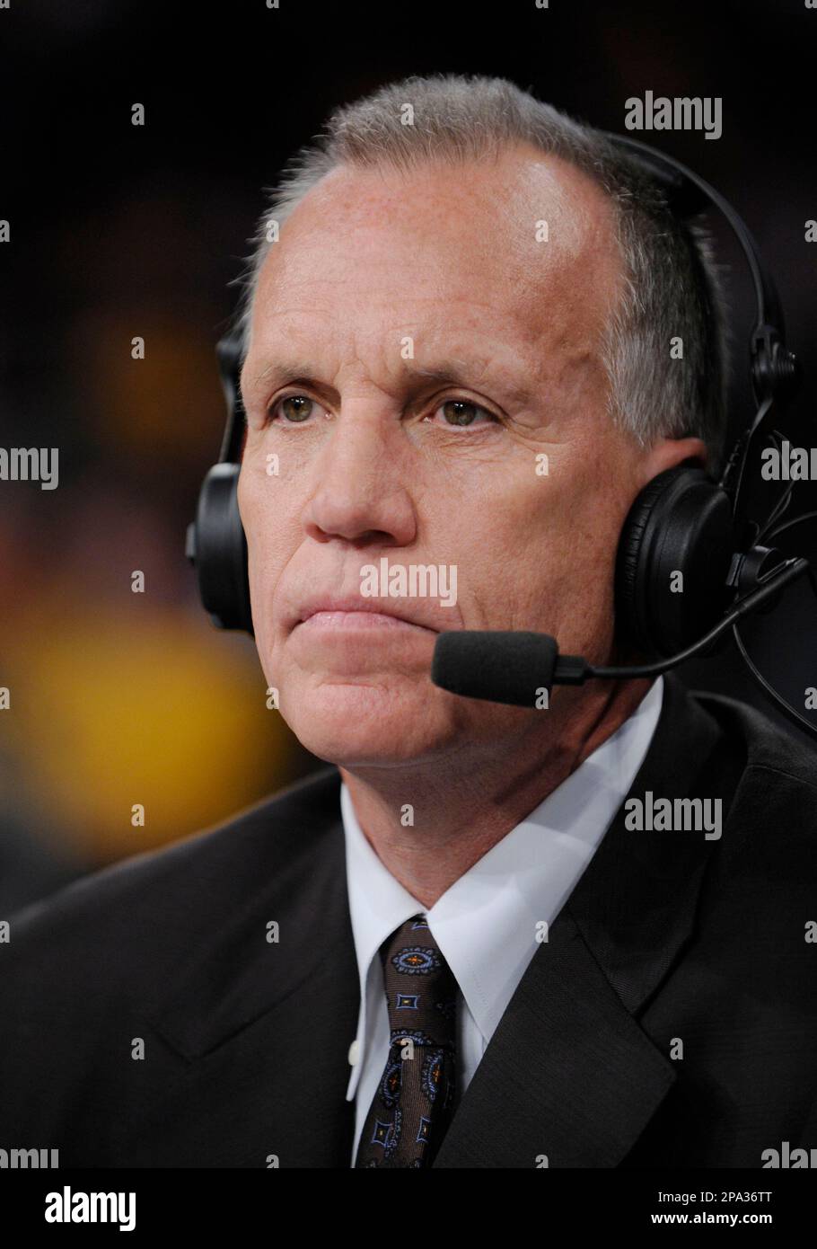 Broadcaster Doug Collins talks before the Los Angeles Lakers play the ...