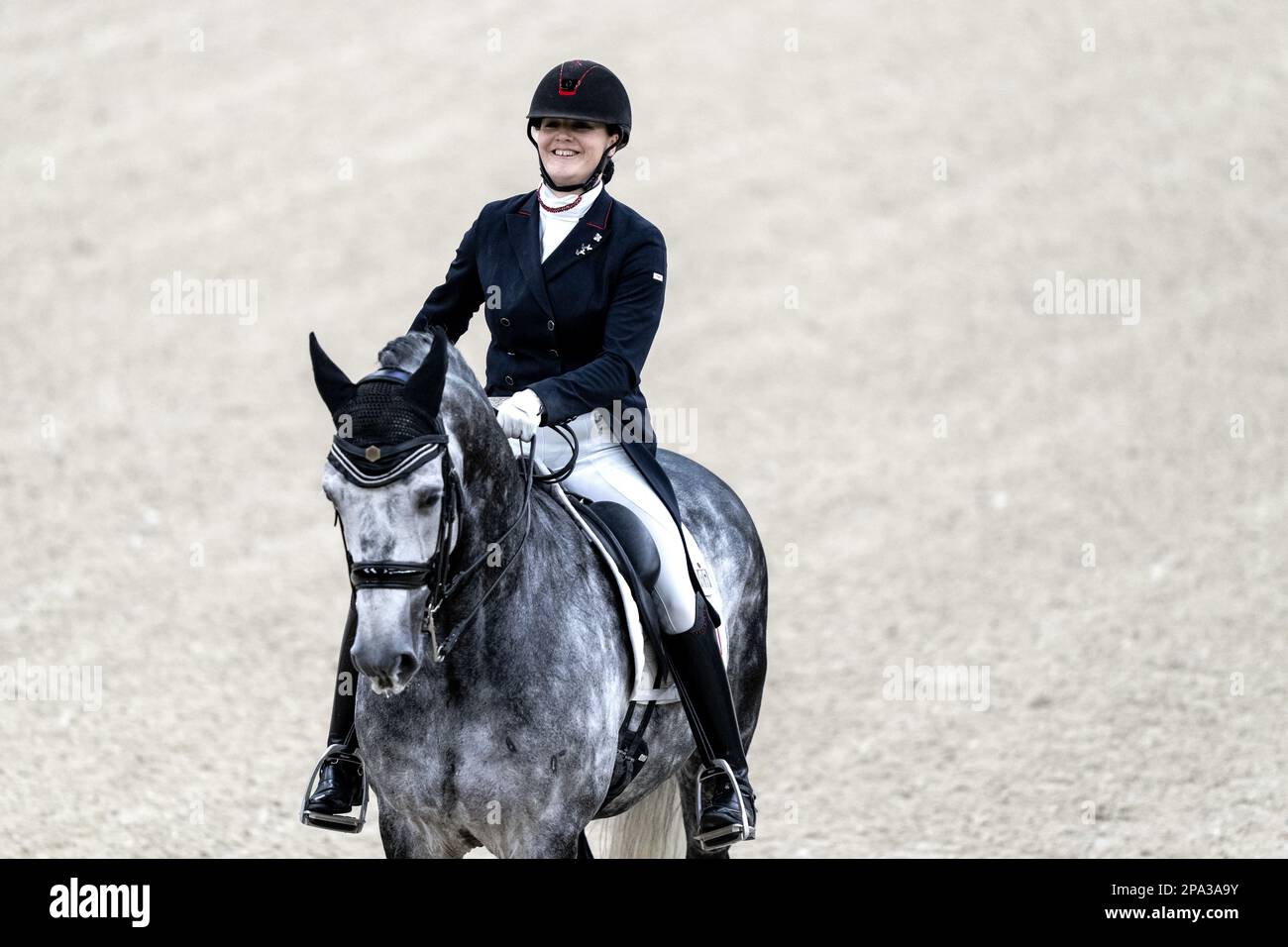 DEN BOSCH - Thamar Zweistra (NED) on Hexagons Ich Weiss in action on ...