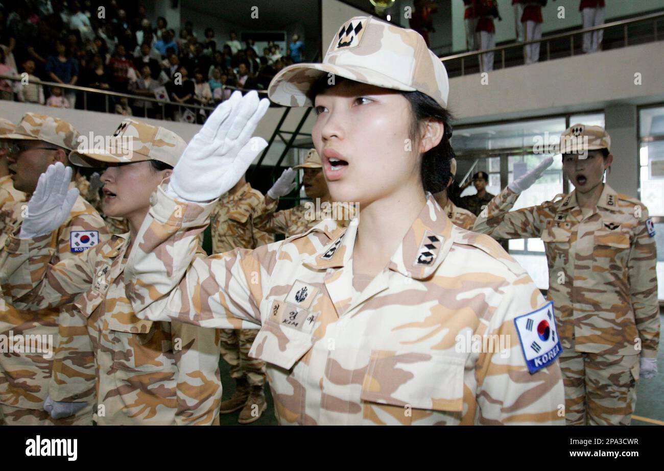 South Korean Women Soldiers