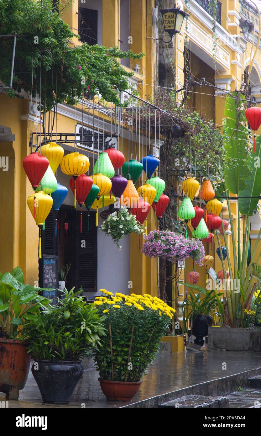 Vietnam, Hoi An, street scene, lamps Stock Photo - Alamy