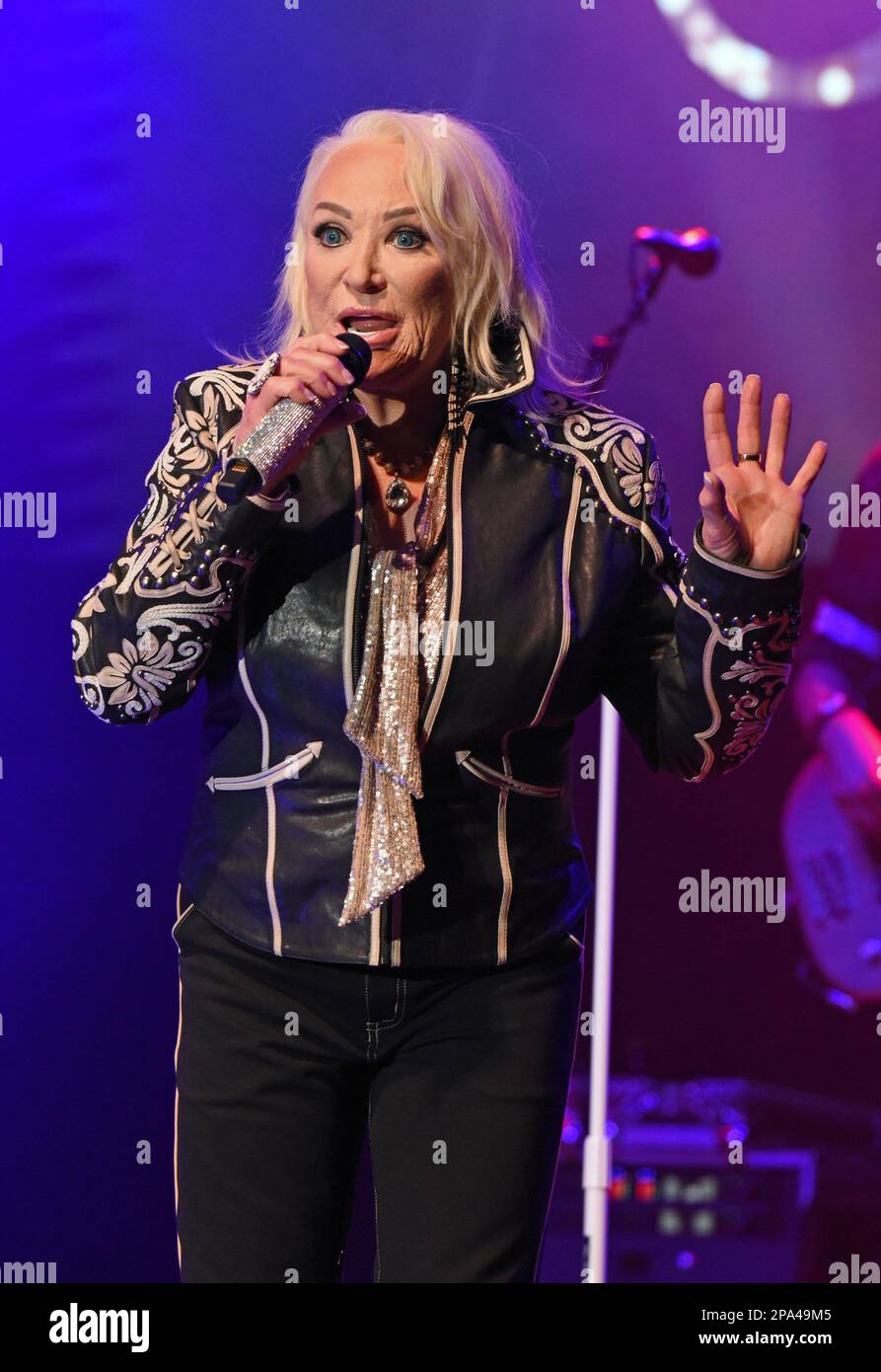 Hiawassee, GA, USA. 10th Mar, 2023. Tanya Tucker on stage for Tanya ...