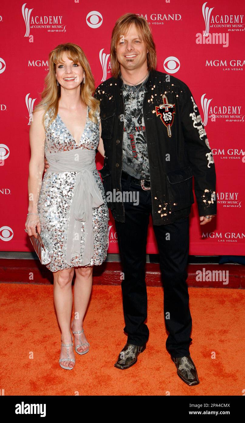 Elaine Roy and Lee Roy arrives at the 43rd Annual Academy of Country ...