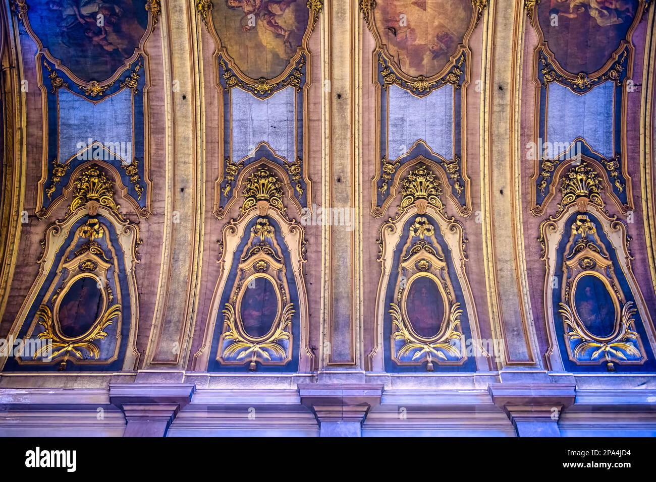 Paintings and decorations in the interior ceiling of the famous ...