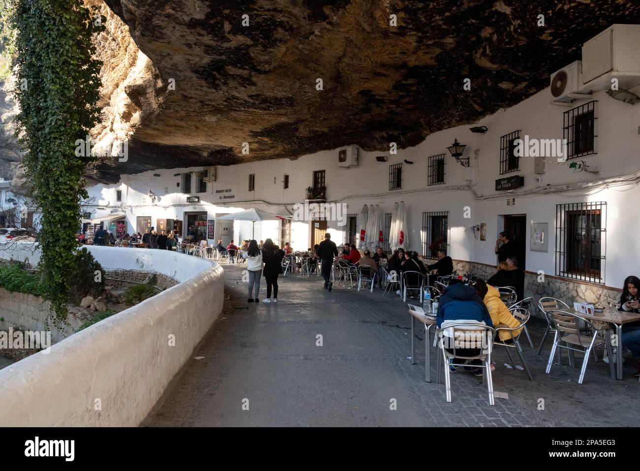 Setenil de las bodegas, spain Stock Photo - Alamy