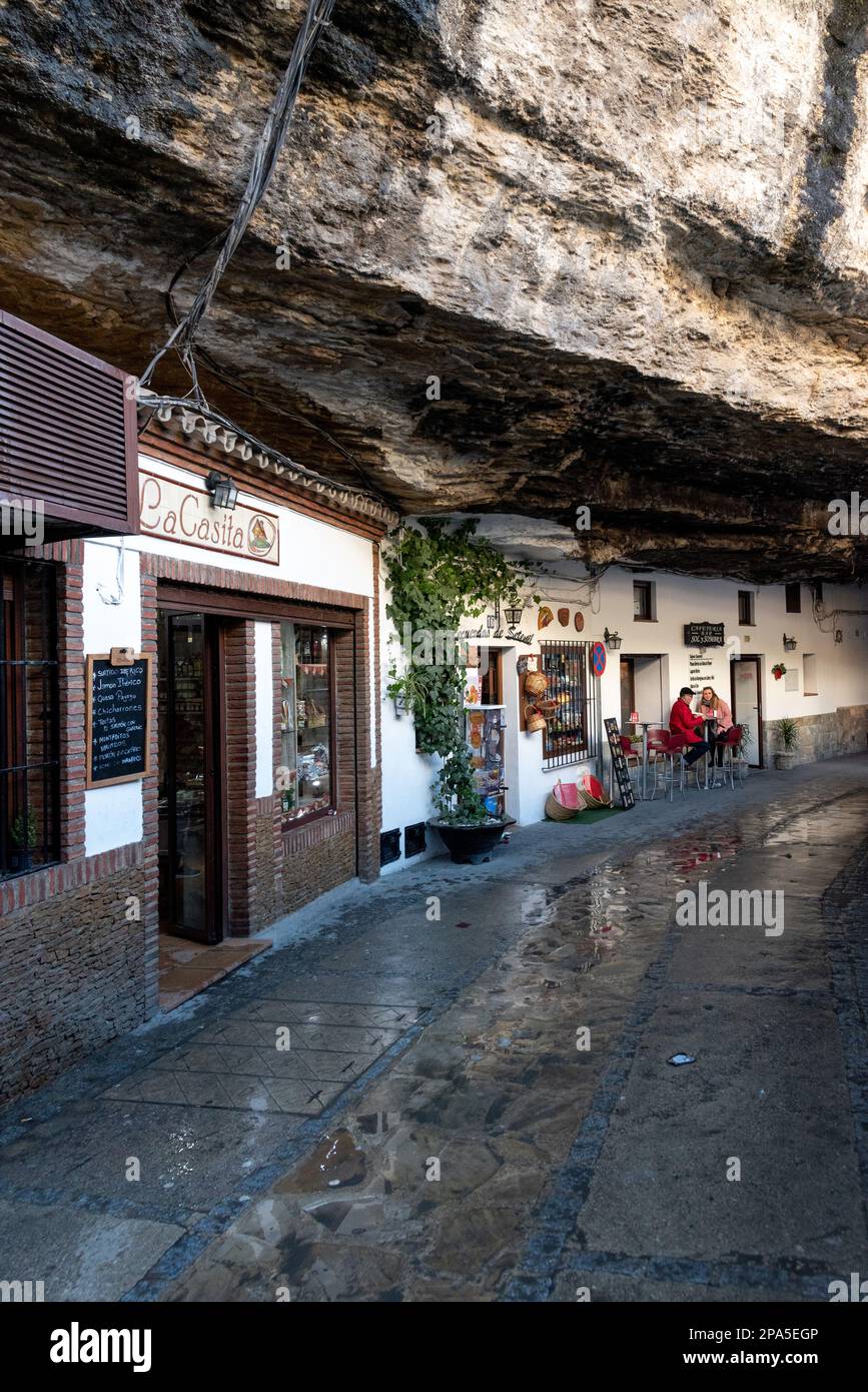 Setenil de las bodegas, spain Stock Photo - Alamy