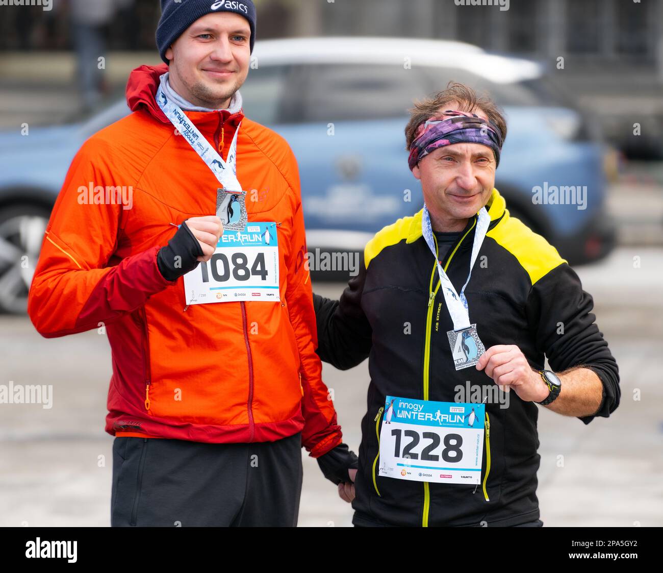 Celebrate run exercise winter hi-res stock photography and images - Alamy