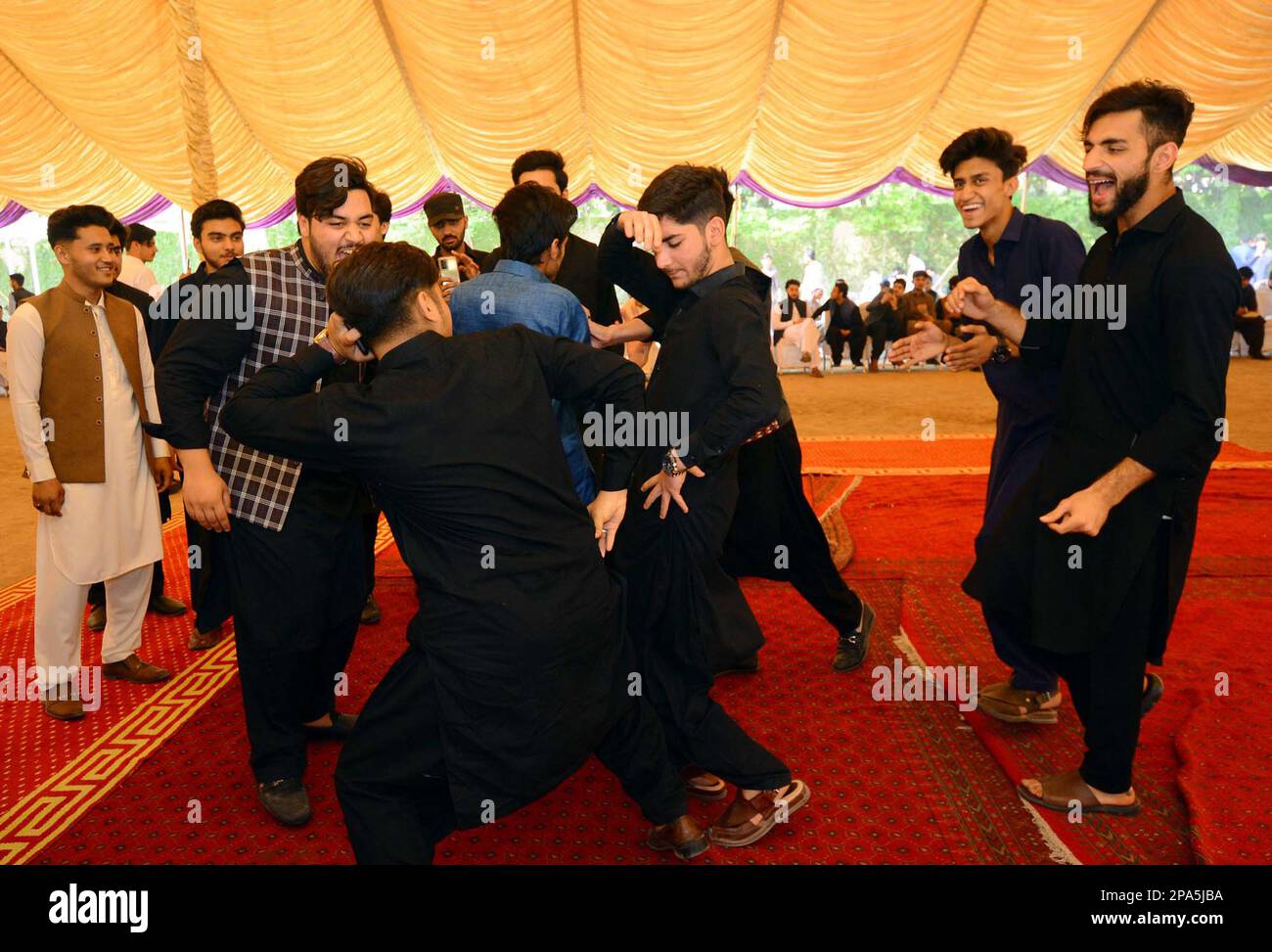 Students are enjoying during Spring Festival of Peshawar Model Degree ...