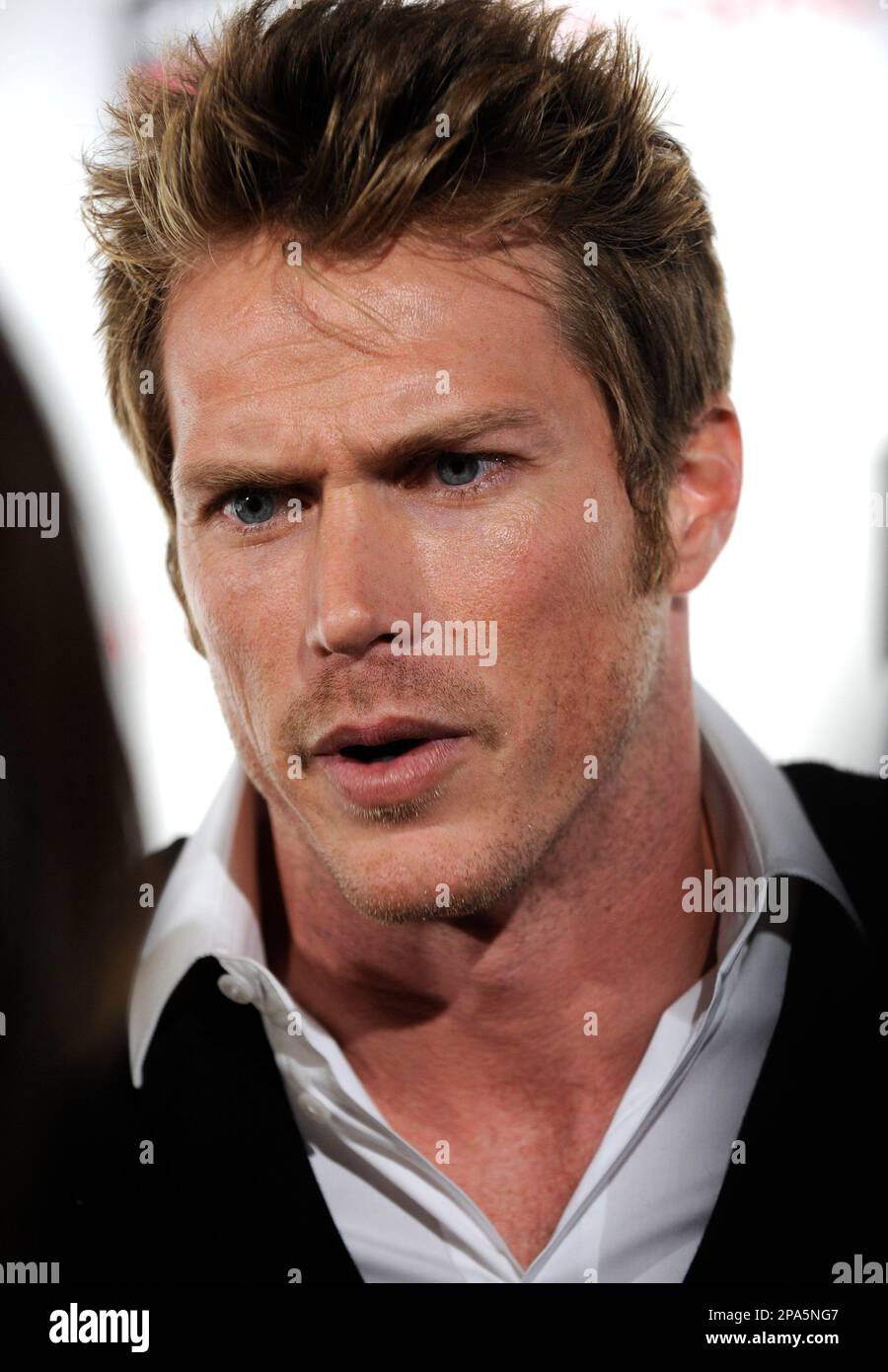 Actor Jason Lewis attends the Candie's Foundation annual "Event to ...