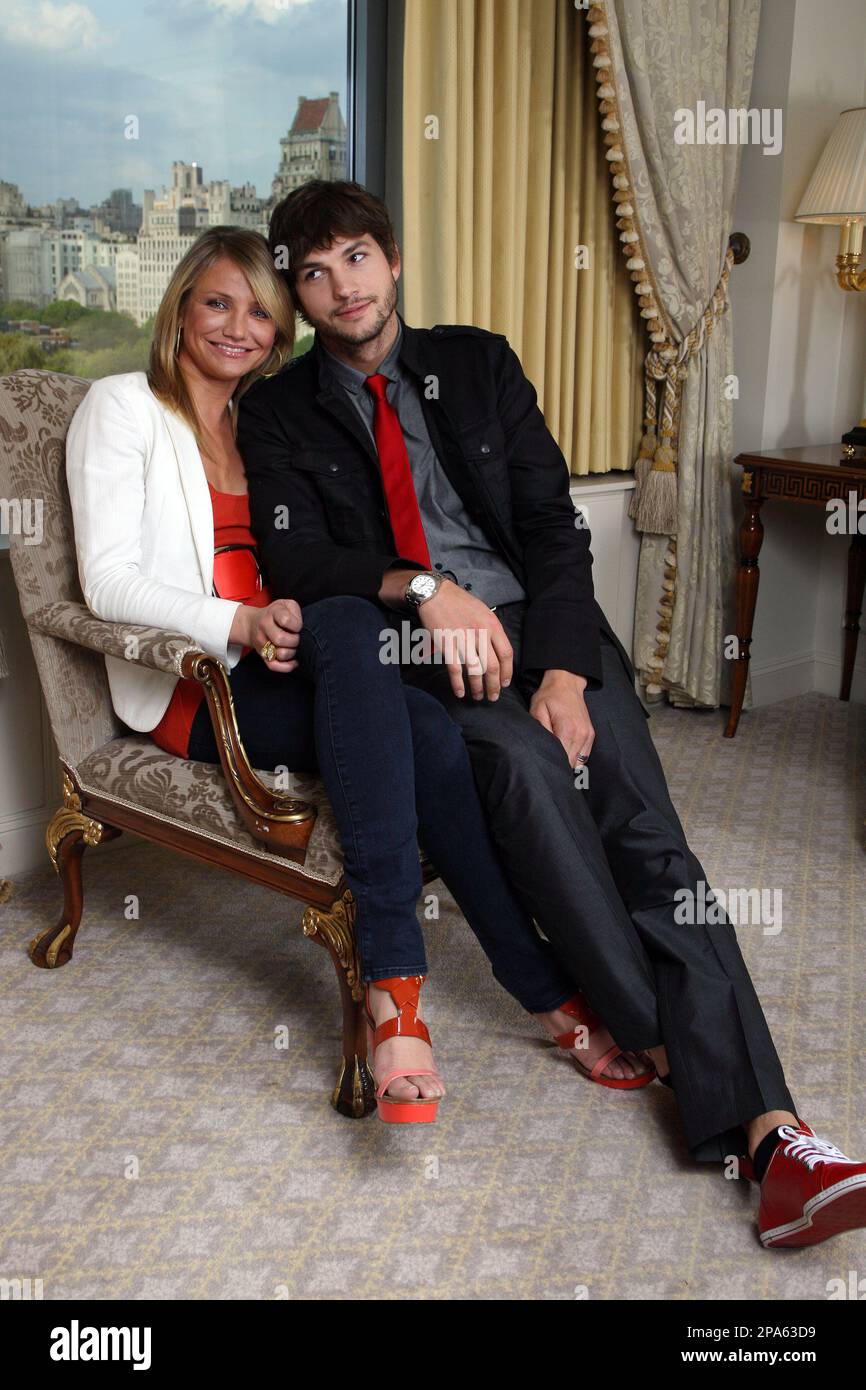 Actress Cameron Diaz and actor Ashton Kutcher pose in New York on ...