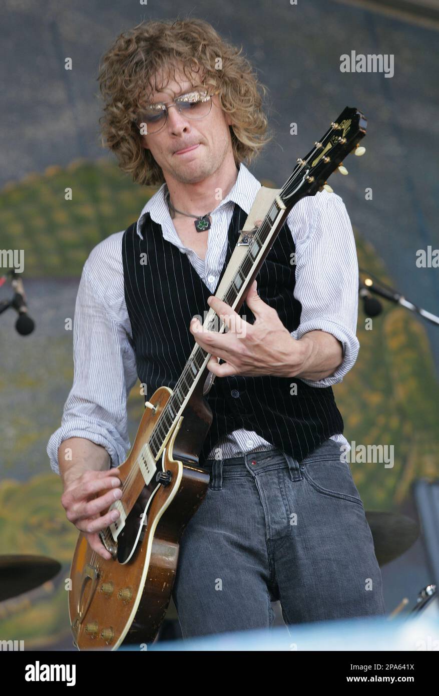 Brendan Benson of the Raconteurs performs during the 2008 New Orleans ...