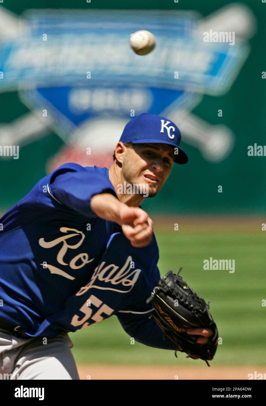 Kansas City Royals' Gil Meche pitches against the Cleveland Indians in ...