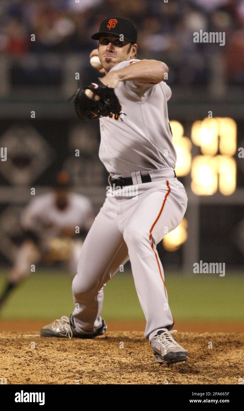 San Francisco Giants pitcher Brian Wilson throws against the ...