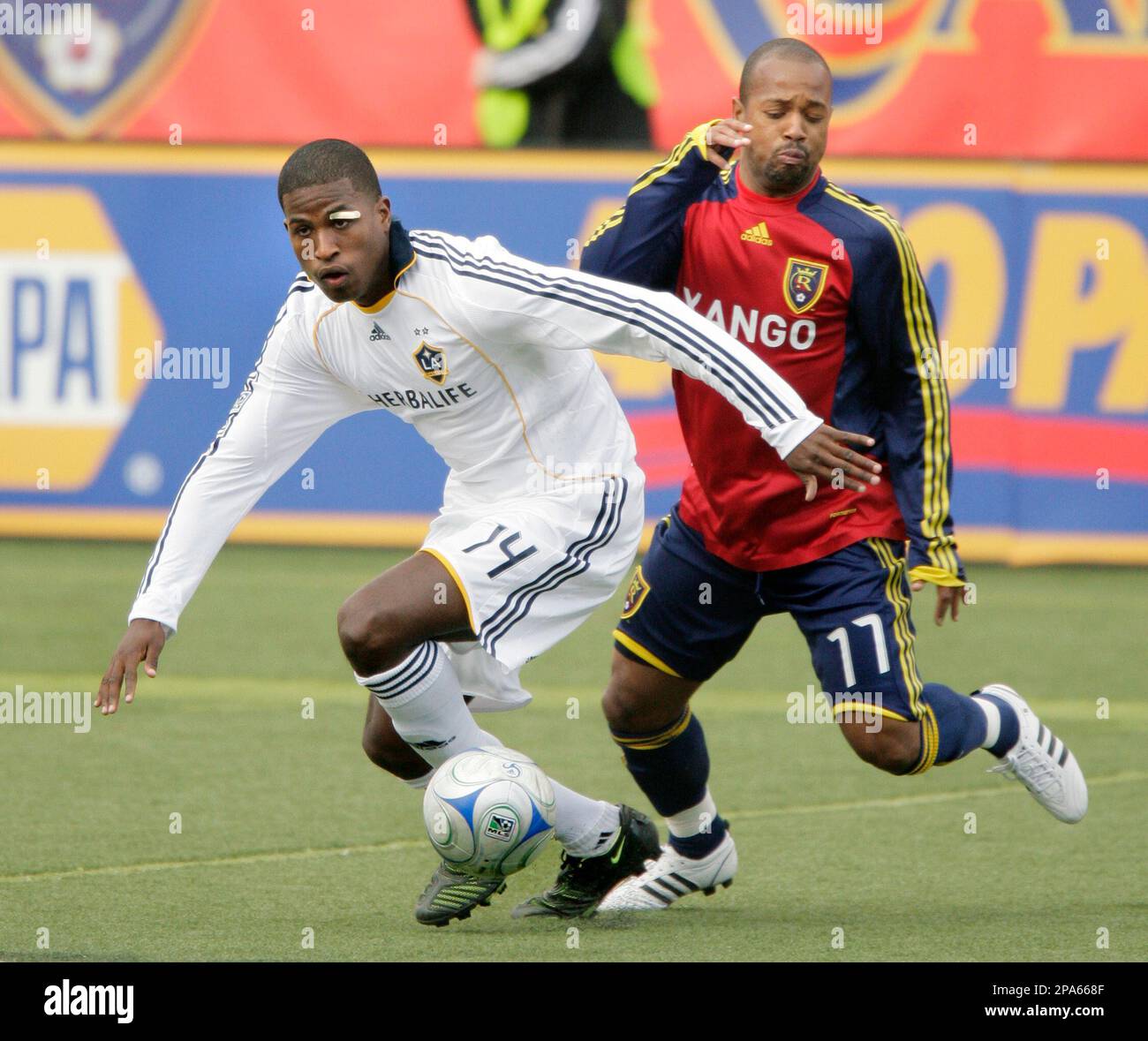Los Angeles Galaxy forward Edson Buddle (14) and Real Salt Lake ...