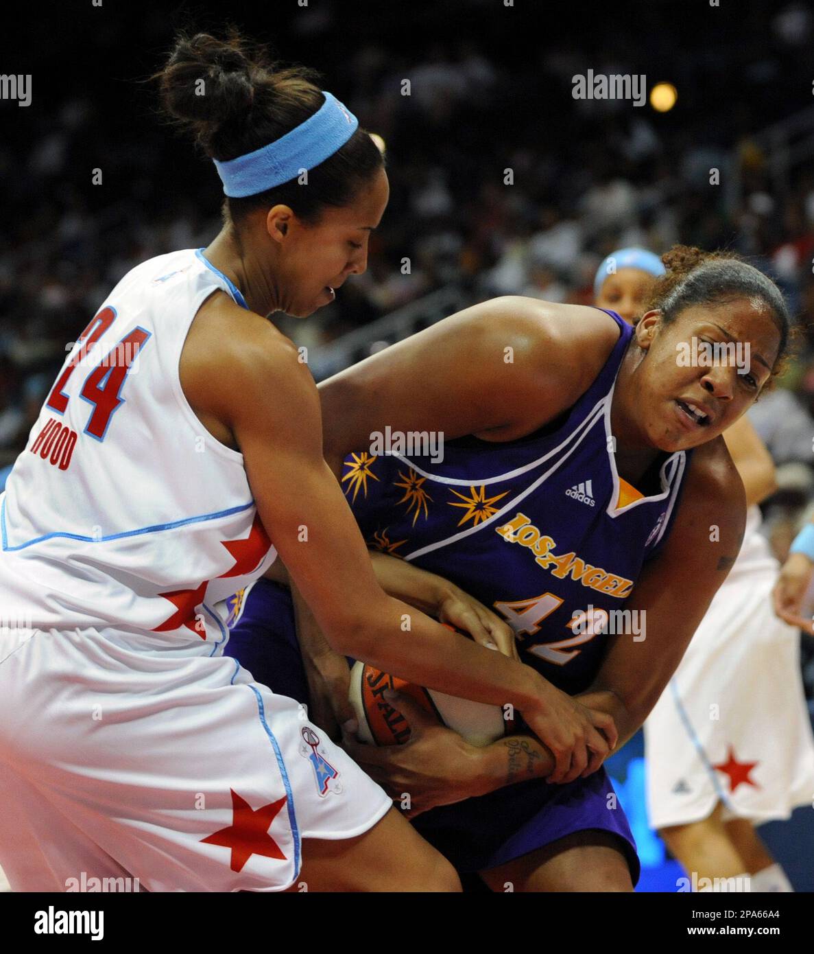 Atlanta Dream forward Danielle Hood (24) battles Los Angeles Sparks ...