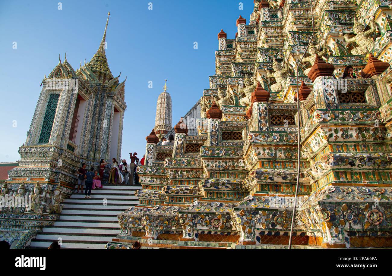 Temple of Dawn, is a stunning riverside temple in Bangkok. Its iconic ...