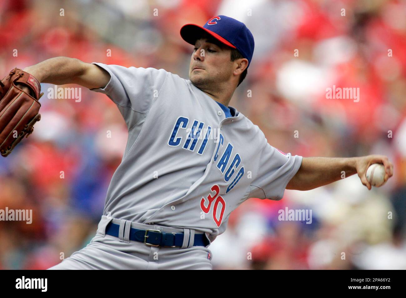 Chicago Cubs starting pitcher Ted Lilly throws during the first inning ...