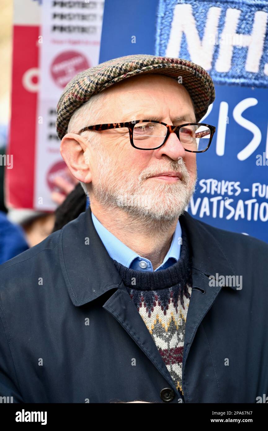 Sos nhs demo hi-res stock photography and images - Alamy