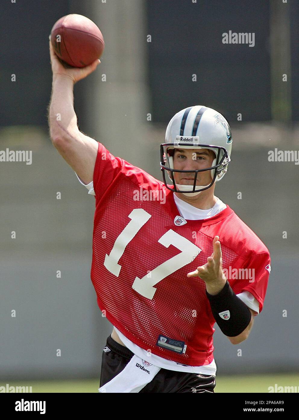 Carolina Panthers quarterback Jake Delhomme (17) throws a pass during ...