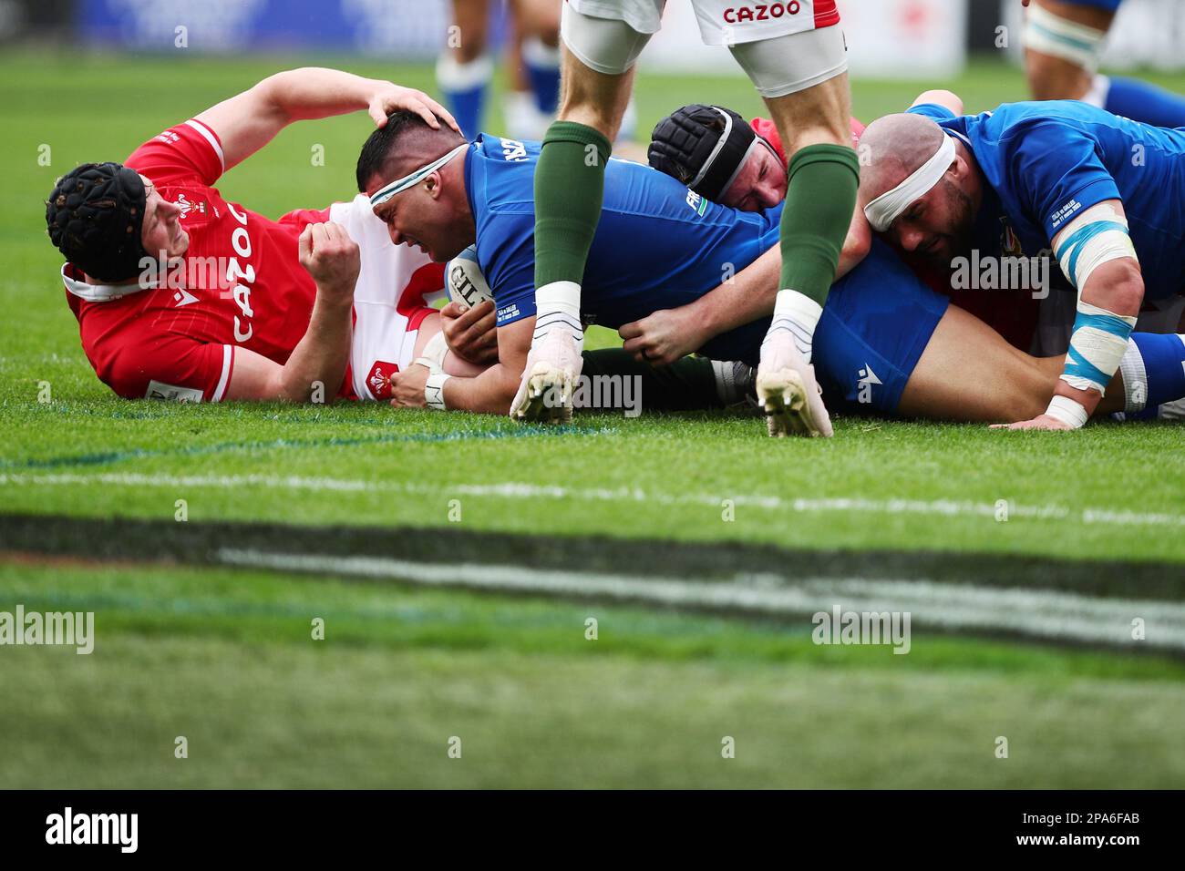 Exeter Chiefs Dafydd Jenkins of Wales (L) and Danilo Fischetti of Italy ...