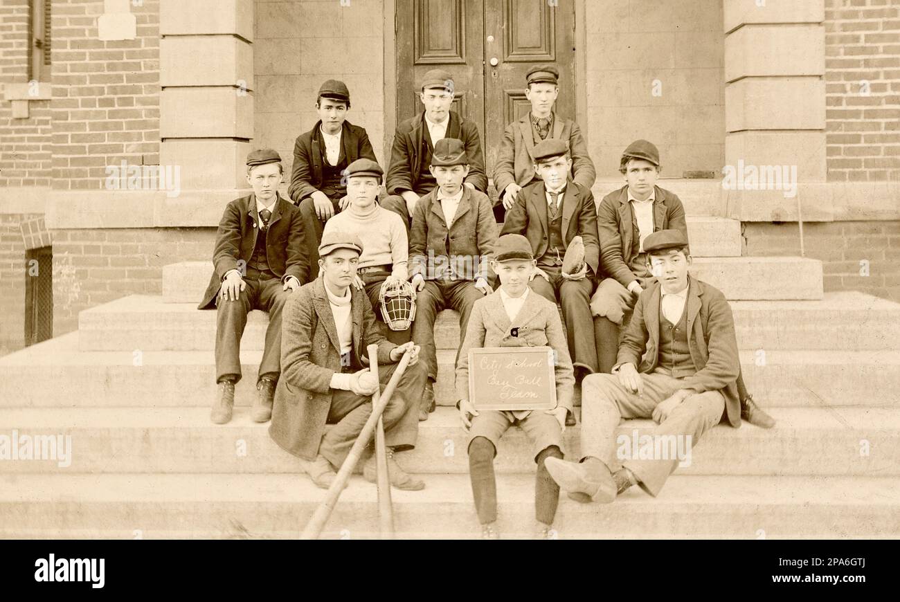 Early baseball game hi-res stock photography and images - Alamy