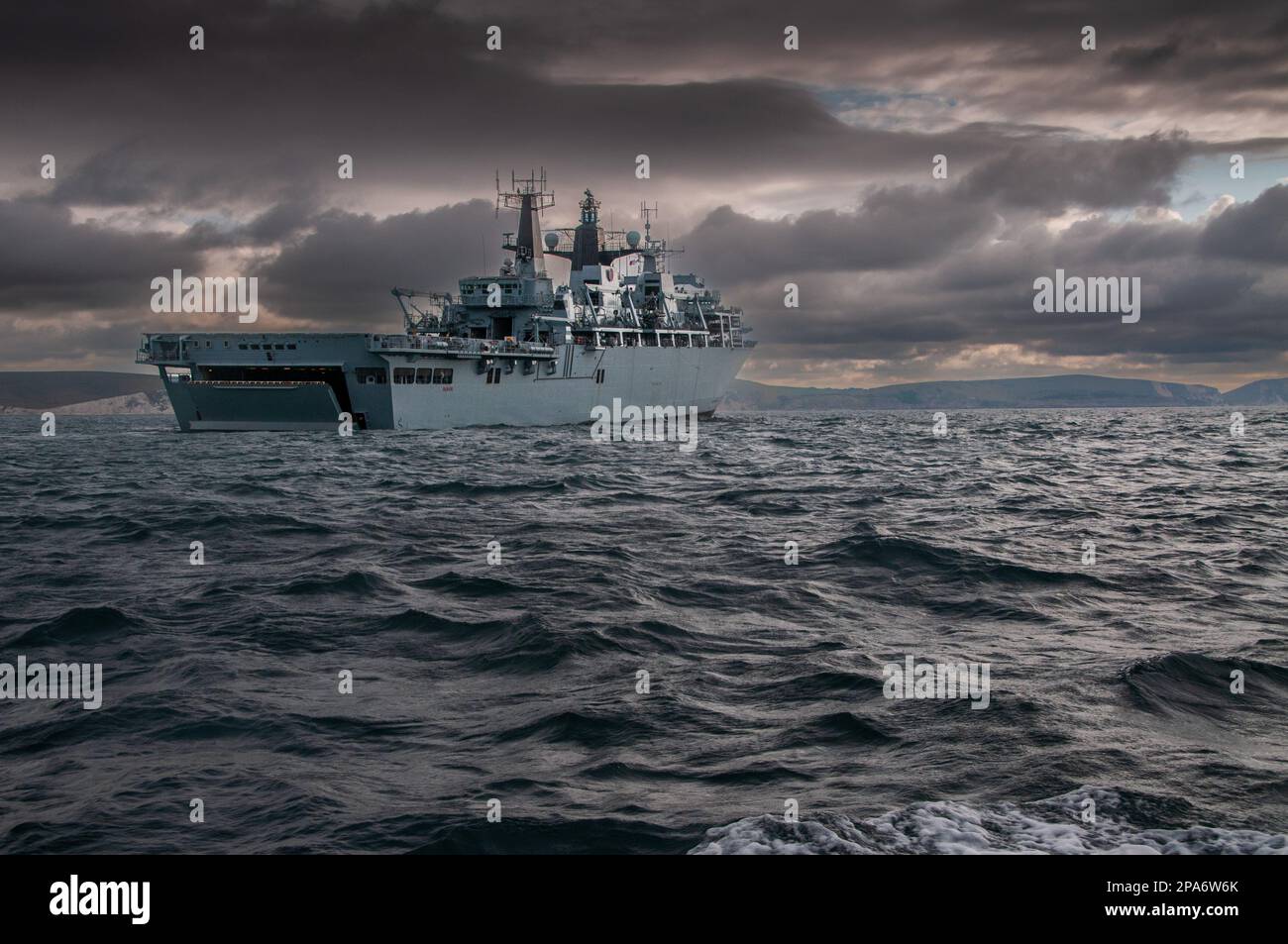 The amphibious assault ship HMS Bulwark at sea in the English Channel ...