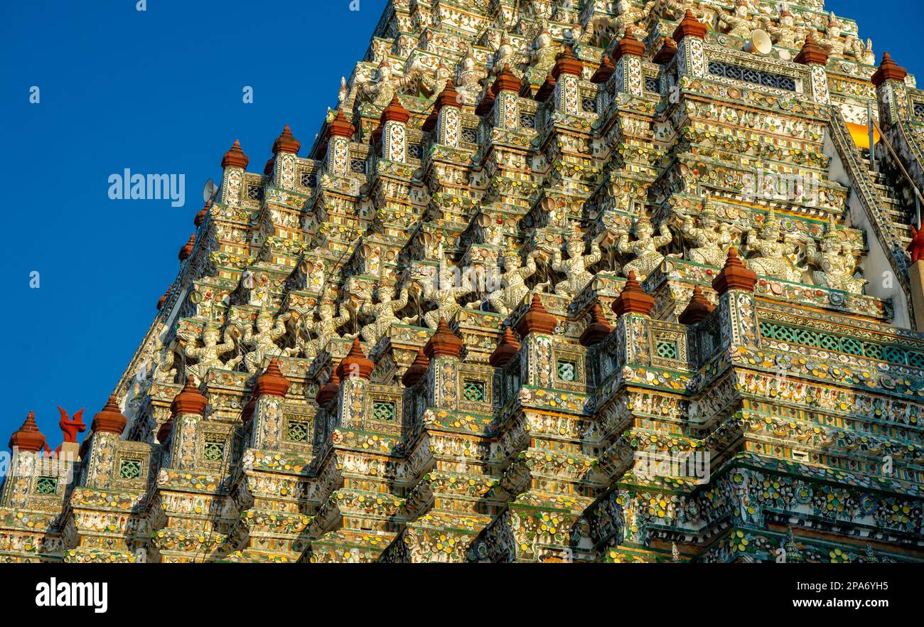 Temple of Dawn, is a stunning riverside temple in Bangkok. Its iconic ...