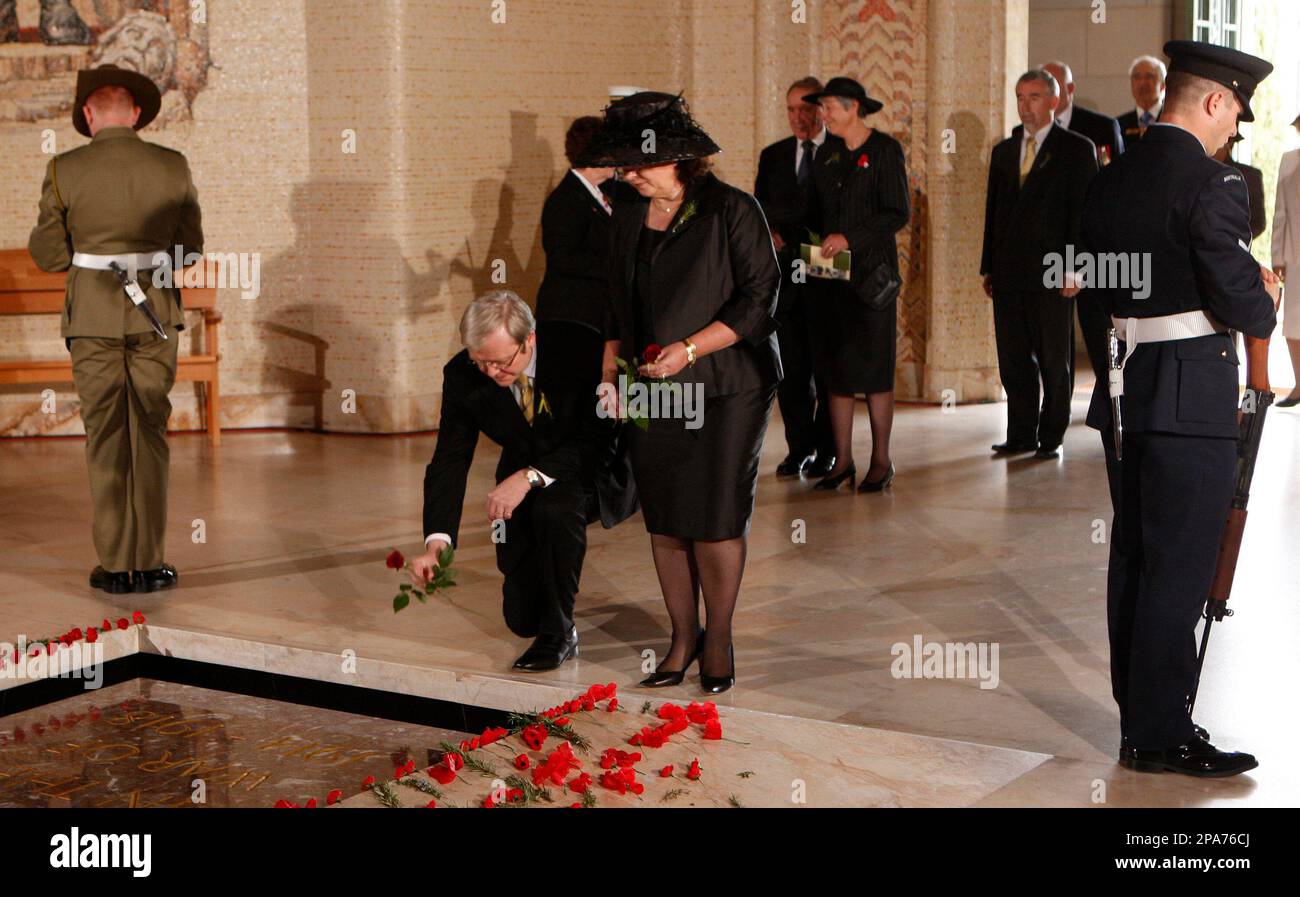 Australia's Prime Minister Kevin Rudd, 2nd left, and wife, Therese Rein ...