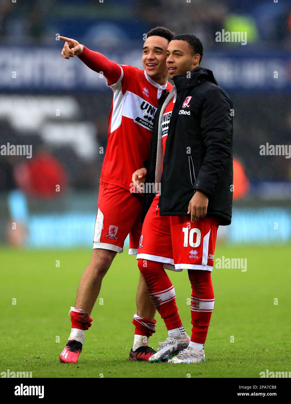 Cameron archer aaron ramsey hi-res stock photography and images - Alamy