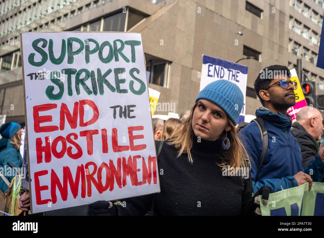 London/UK 11 MAR 2023. Thousands of NHS workers marched through central ...