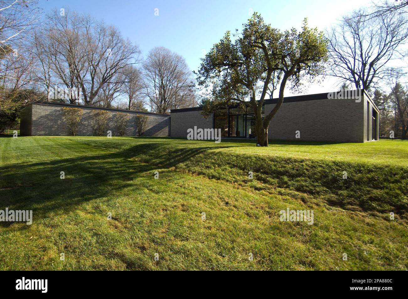 **APN ADVANCE FOR SUNDAY, APRIL 20, 2008** This 1951 Philip Johnson ...