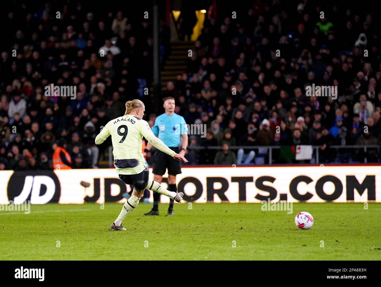 Erling haaland goal hi-res stock photography and images - Alamy
