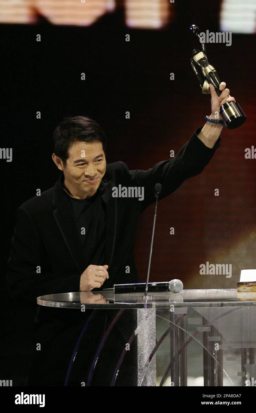 Hong Kong movie actor Jet Li, displays his trophy after being named ...