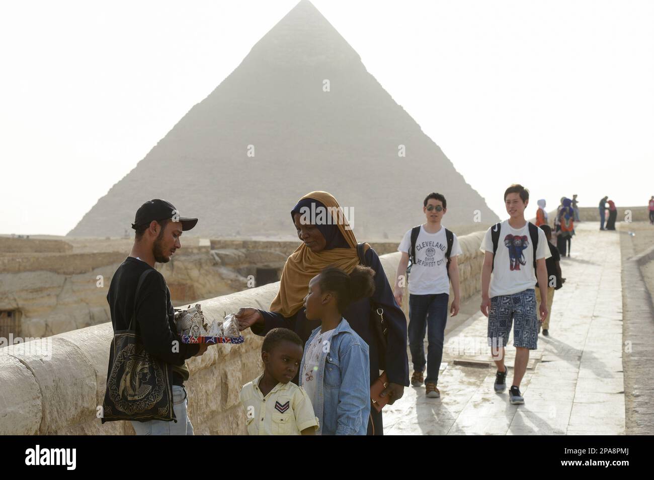 EGYPT, Cairo Gizeh, Cheops pyramid of Giza / AEGYPTEN, Kairo Giza ...