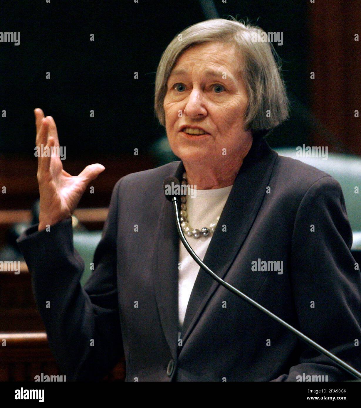 Rep. Barbara Flynn Currie, D-Chicago, argues recall amendment ...