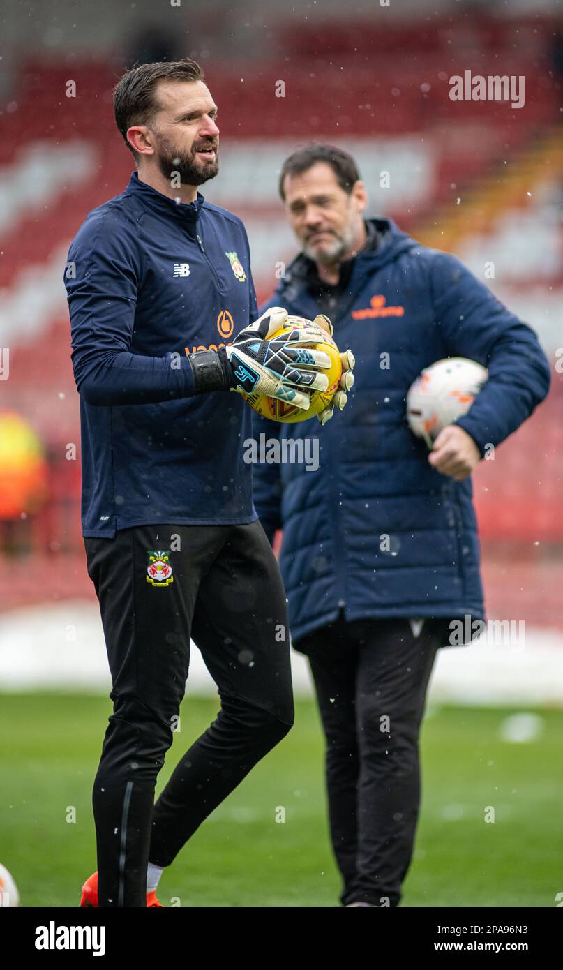Mark howard goalkeeper hi-res stock photography and images - Alamy