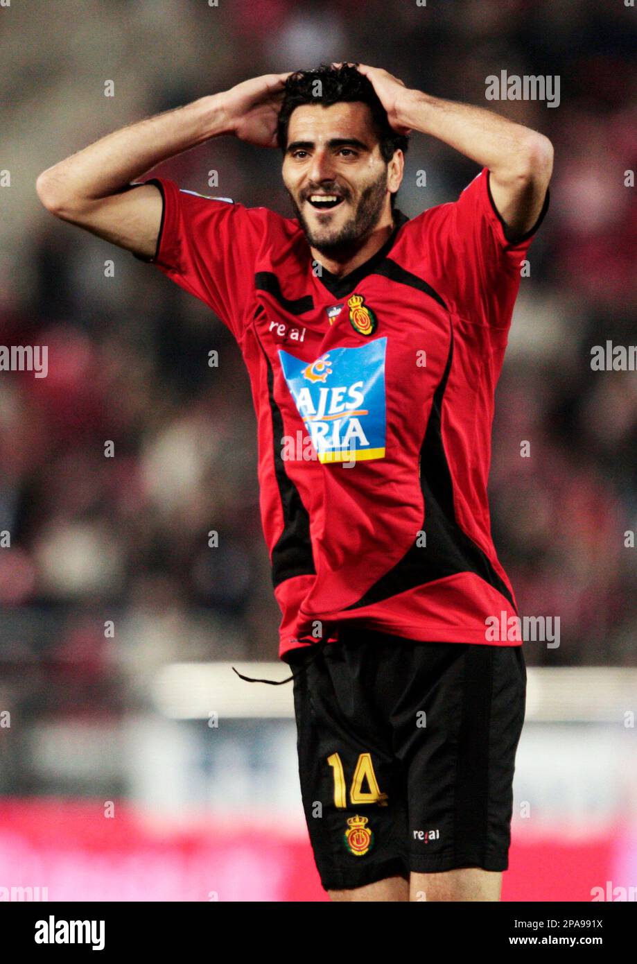 RCD Mallorca's Daniel Guiza, from Spain, reacts during a Spanish League ...