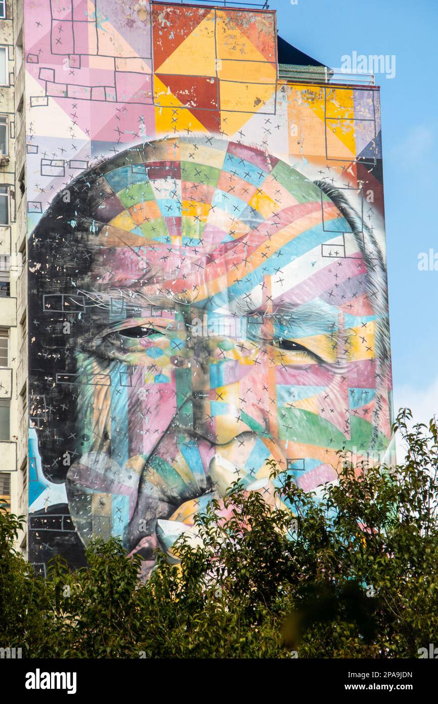 Graffiti with the face of Oscar Niemeyer, produced by graffiti artist ...