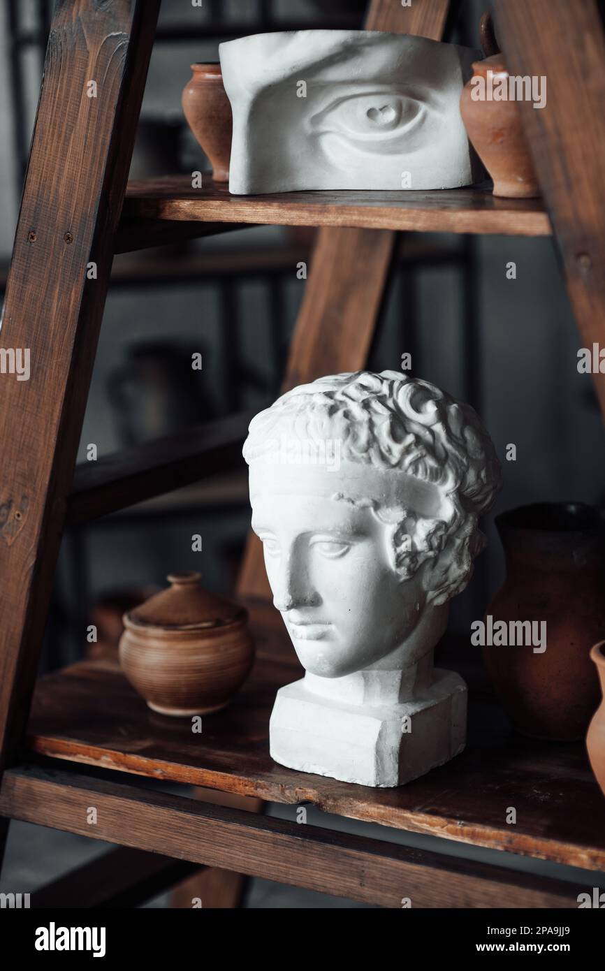 Art objects for exhibition of classical and contemporary painting retro ...