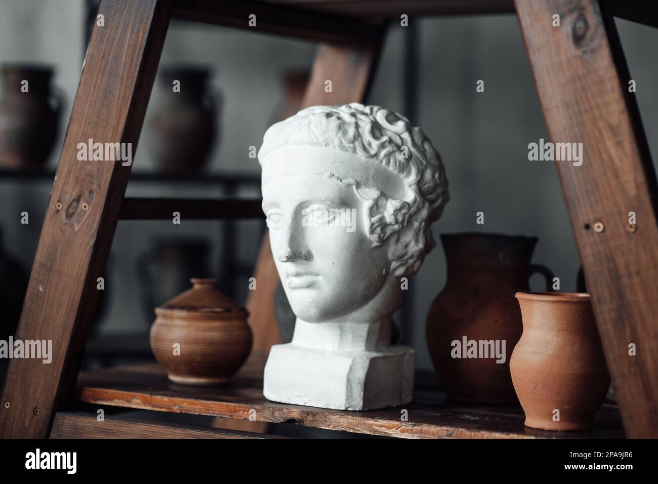 Art objects for exhibition of classical and contemporary painting retro ...