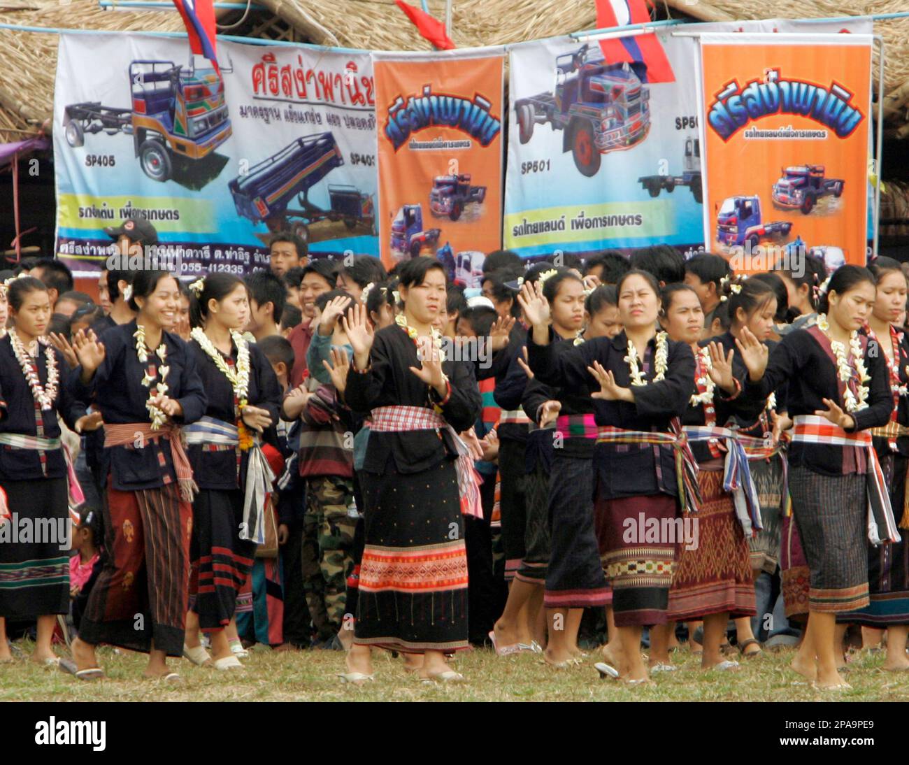 **APN ADVANCE FOR SUNDAY APRIL 6**Laotians women dance at a festival in ...