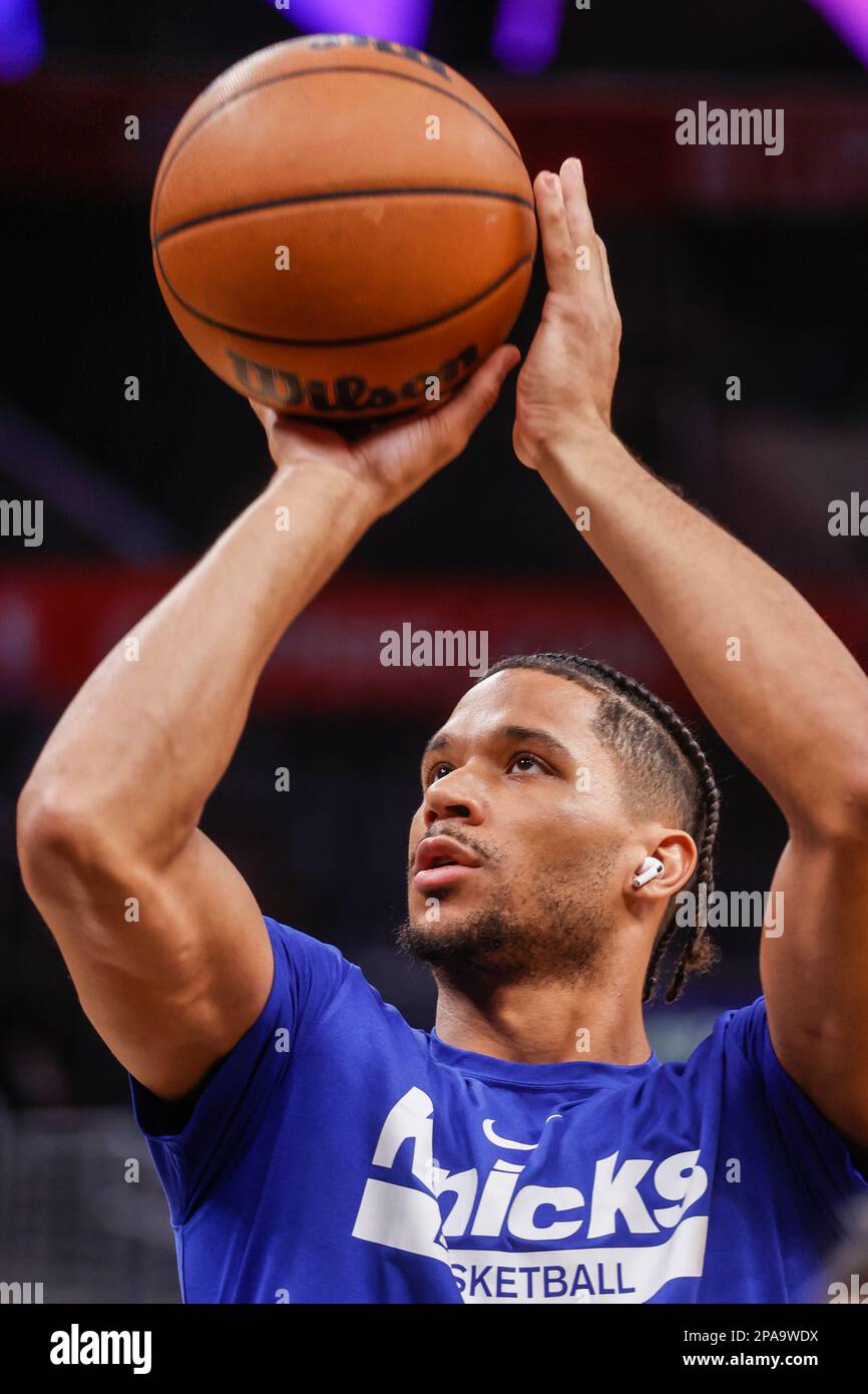 New York Knicks guard Josh Hart warms up prior to an NBA basketball ...