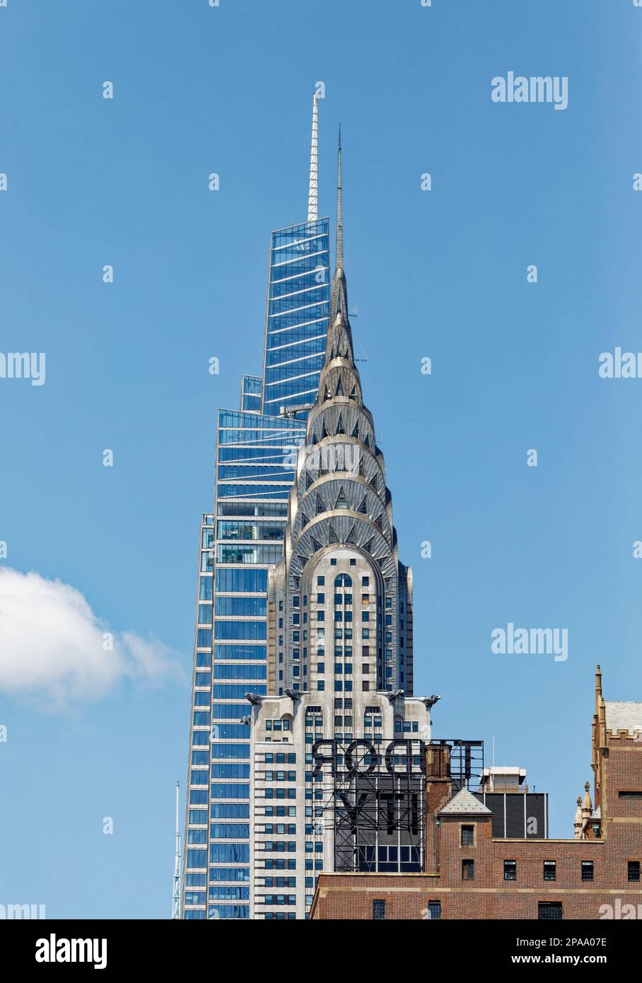 Chrysler Building shares the sky with new neighbor, One Vanderbilt ...