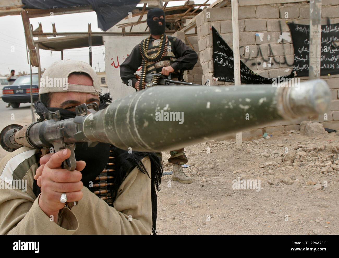 Mahdi Army fighters take positions in Basra, Iraq, Friday, March 28 ...