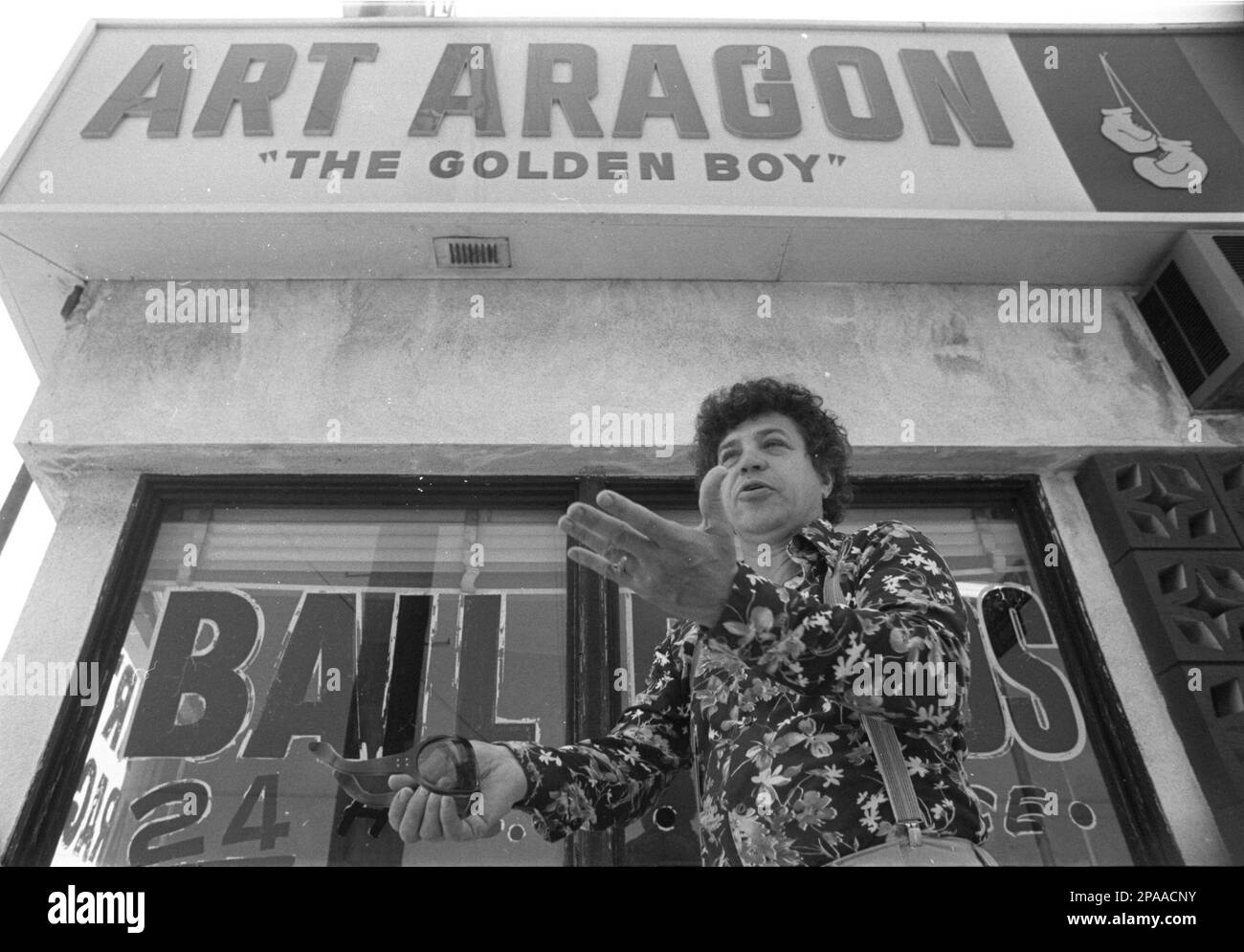 ** FILE ** Former boxer Art Aragon is shown outside his bail bonds ...