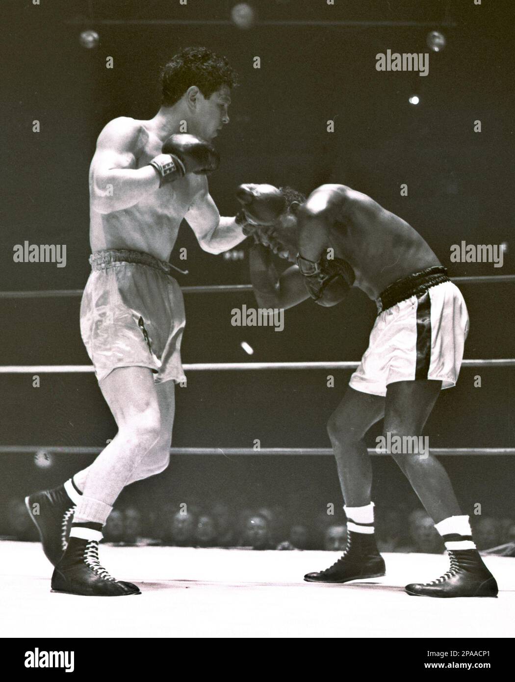 ** FILE ** Boxer Art Aragon, left, battles former lightweight champion ...