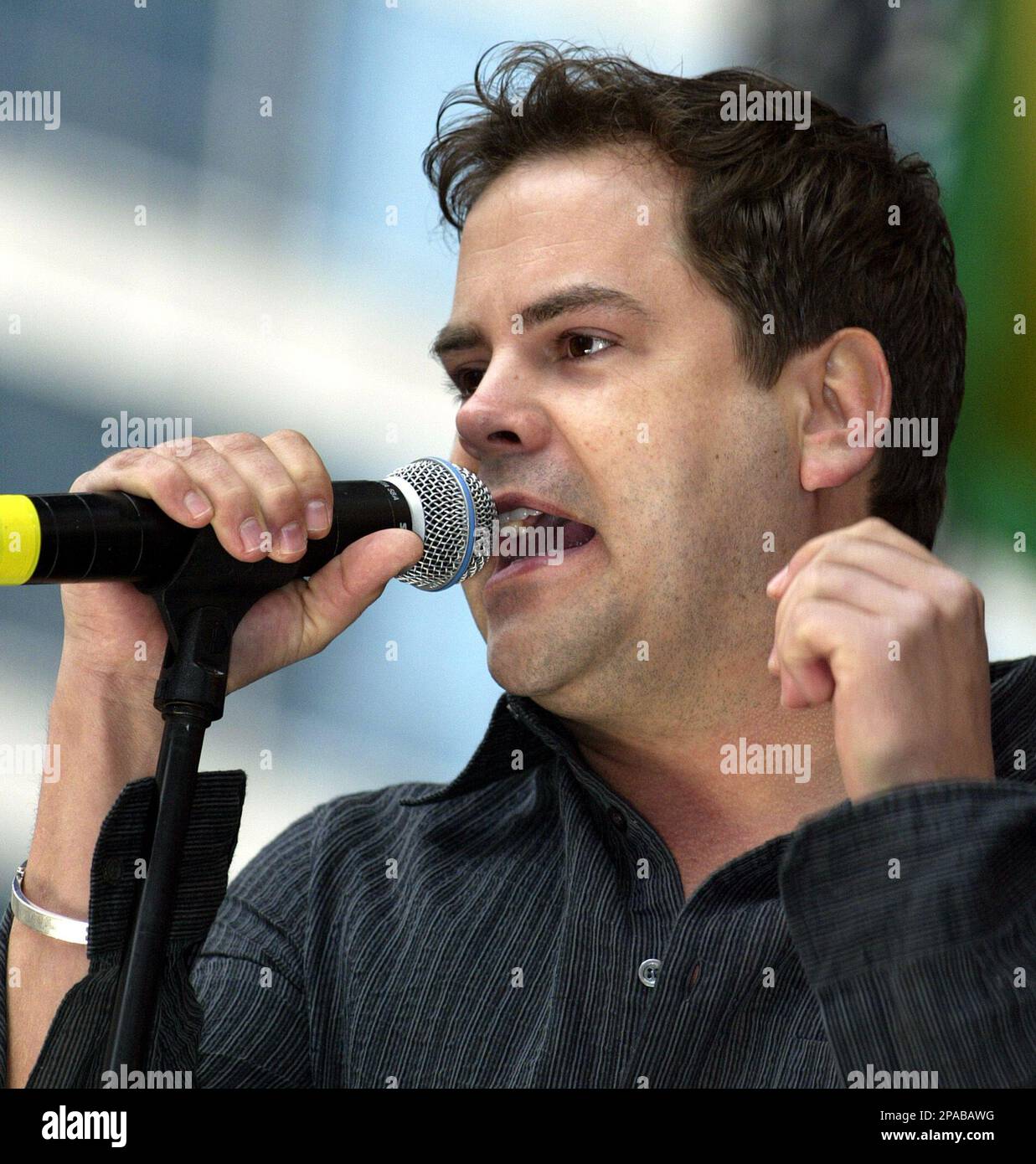 ** FILE ** Country singer Steve Holy sings during the "Big Dance at ...